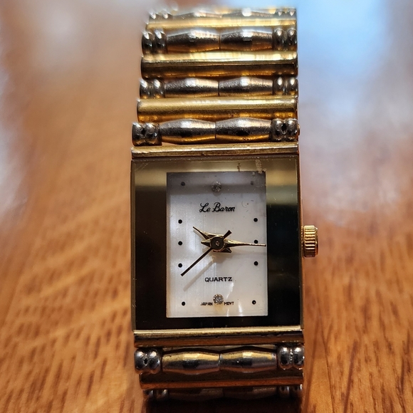 le baron | Accessories | Vintage Le Baron Ladies Watch | Poshmark